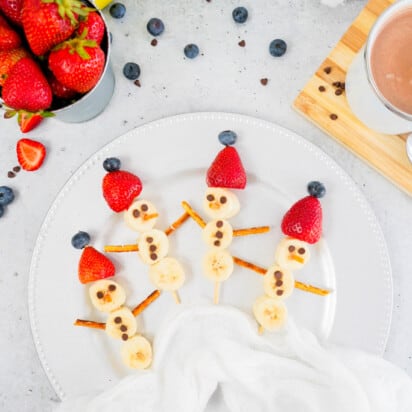 Snowman Fruit Kabobs | Healthy Family Project