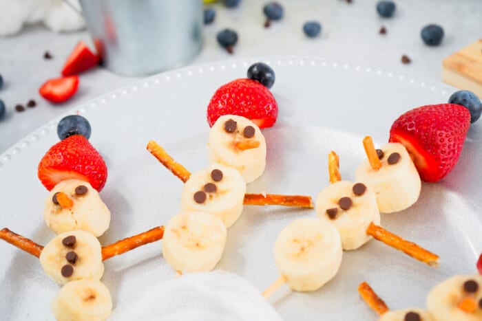 Snowman Fruit Kabobs | Healthy Family Project