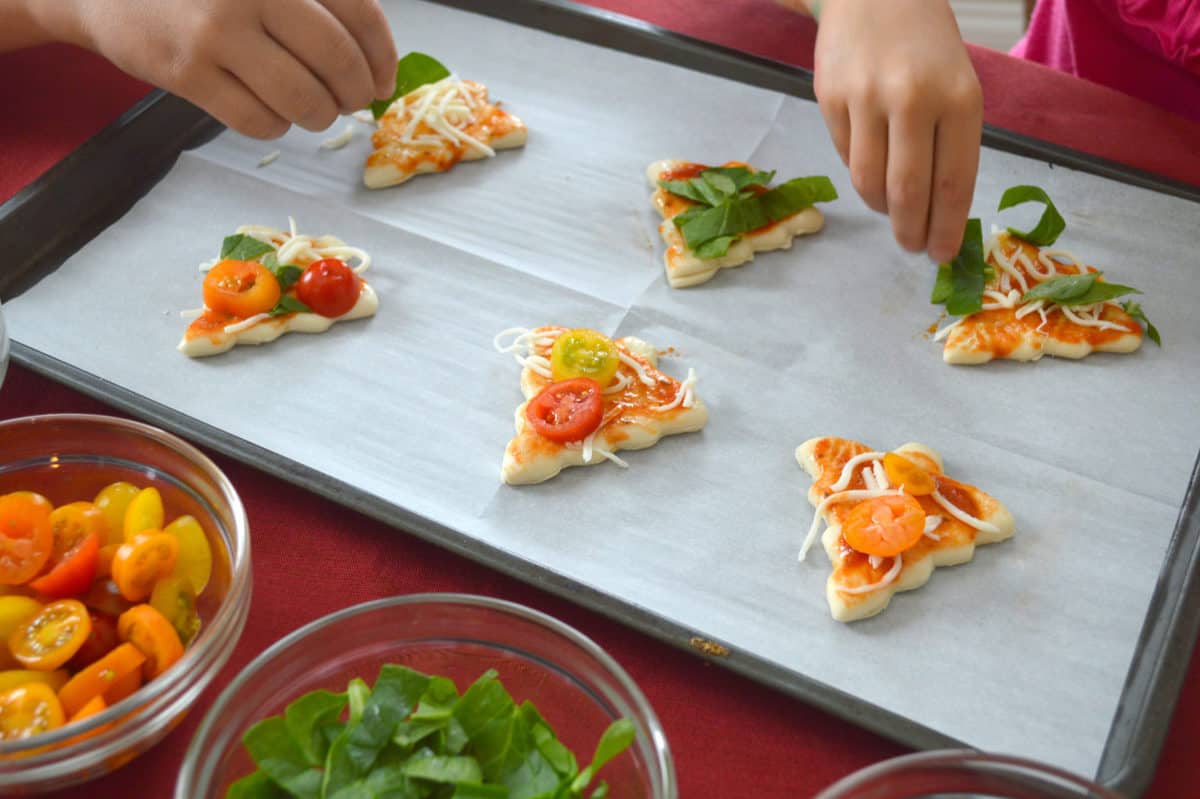 Mini Christmas Tree Pizza Recipe | Healthy Family Project