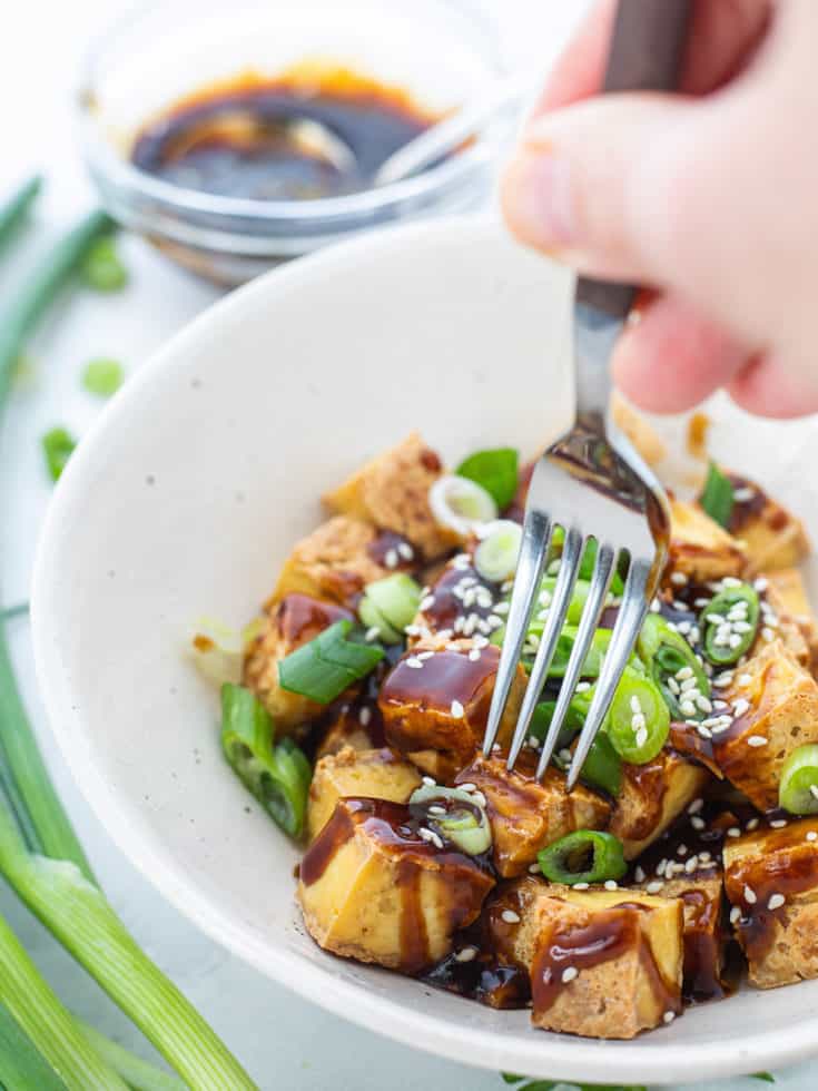 Crispy Baked Tofu with Ginger Soy Sauce