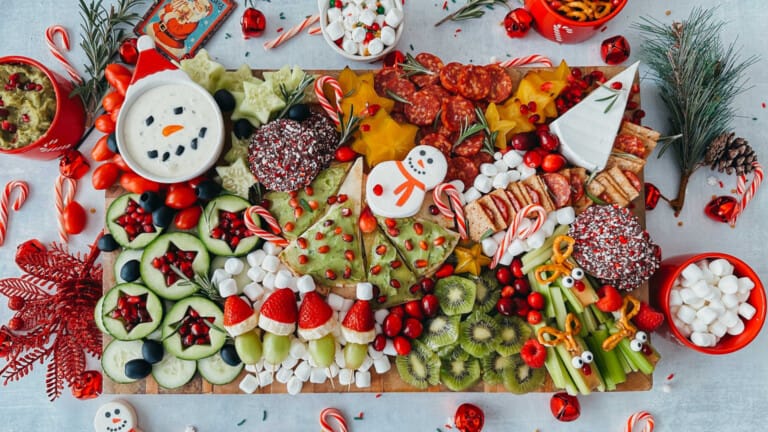 Elf On The Shelf Charcuterie Board + Elf On The Shelf Ideas - Healthy ...